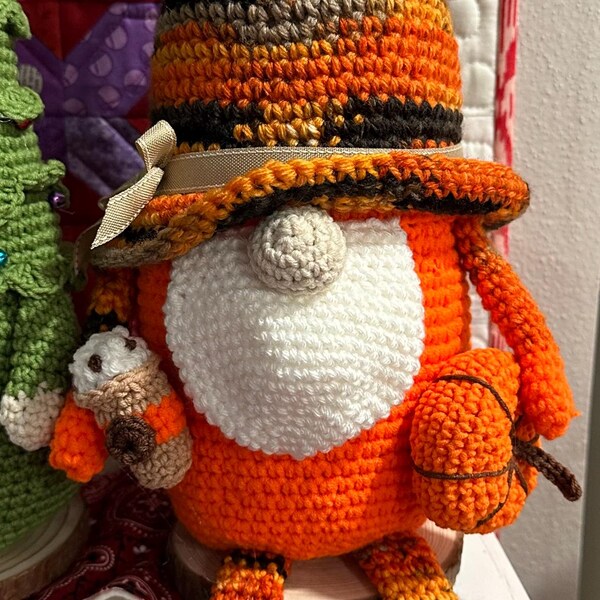 Crochet Pattern Halloween Gnome With Pumpkin and Latte, Halloween ...