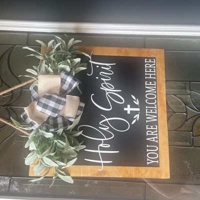 Address Round Wooden Door Hanger, Sizes, House Number Street Name ...