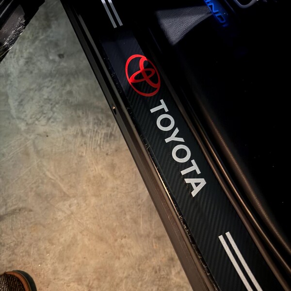 2021+ Chevy Tahoe Redline Front Side Door Vehicle Nameplate Emblem ...