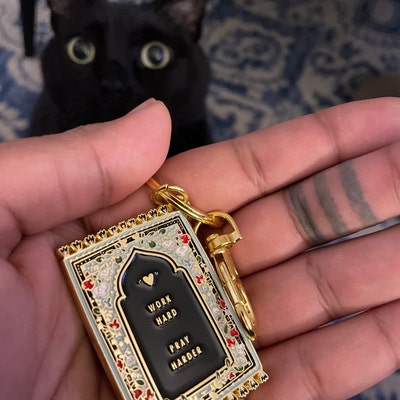 Prayer Mat Keychain Islamic Gift Faith Keychain - Etsy