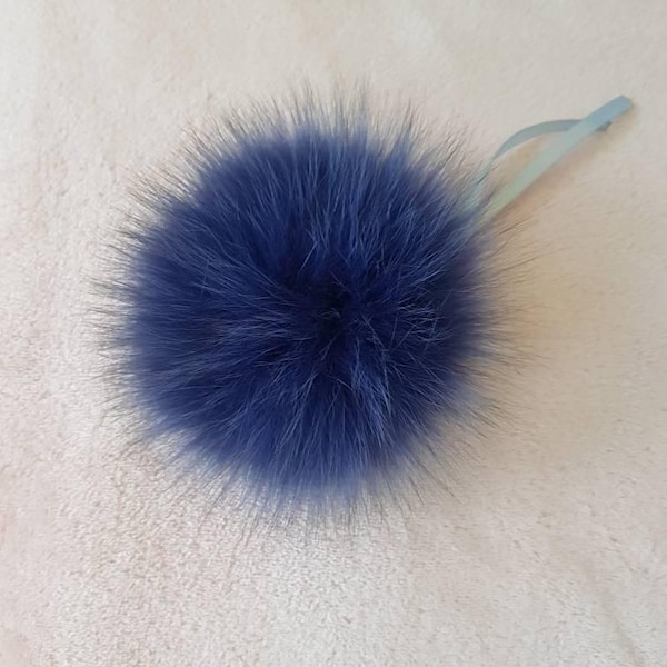 Black Pom Pom Keychain, Fur Ball Bag Charm, Fashion Accessory for ...