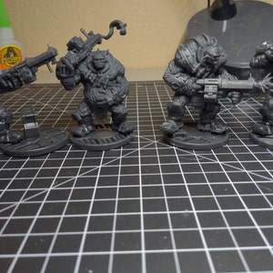 Ukko Hakka Dwarf Fighter / Paladin Unpainted Mini for - Etsy