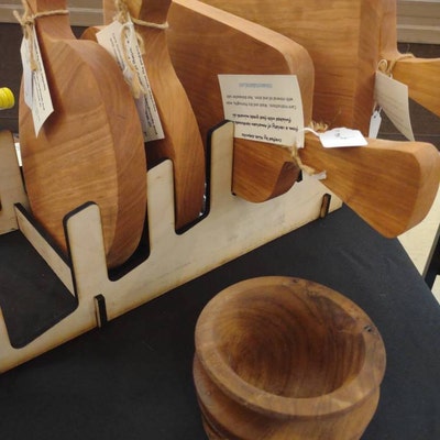 Cutting Board Display Stand Multiple Boards Cutting Board Display Rack ...