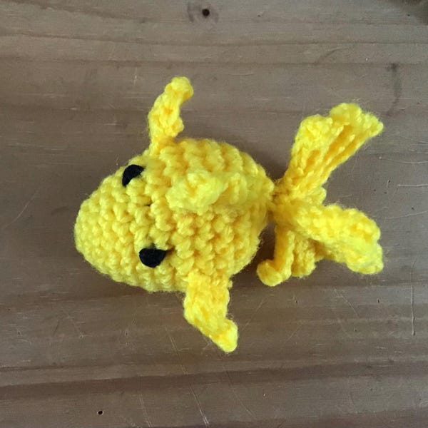 Bubbles the Goldfish | Goldfish Crochet Pattern | Amigurumi Pattern ...
