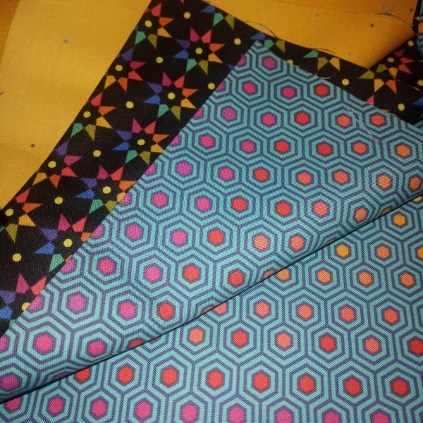 Peppermint Collage Quilt Pattern - Laura Heine - Fiberworks - LHFW 9055 ...