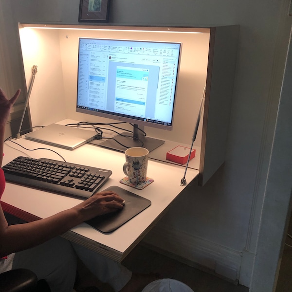 Large Office Desk• Floating Desk Home Office Work Space Modern Space ...
