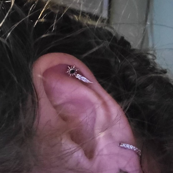 16 Gauge Sun Cartilage Piercing With CZ in Center/top Design Size: 5mm ...