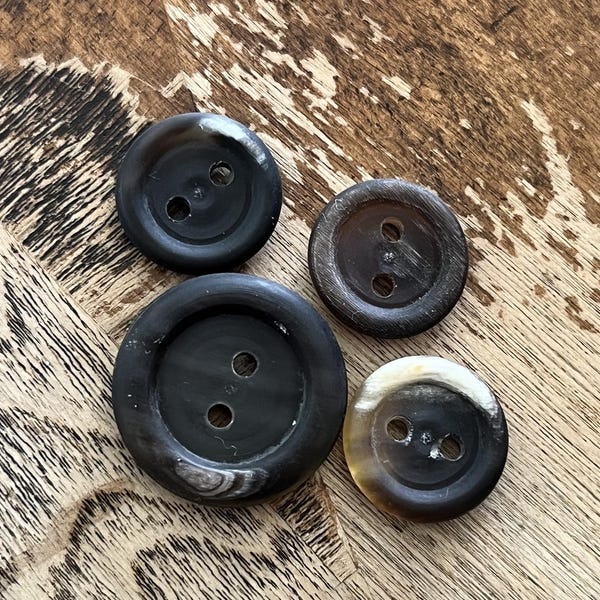 Genuine Horn Buttons in Various Sizes, Fancy Buttons for Sewing and ...