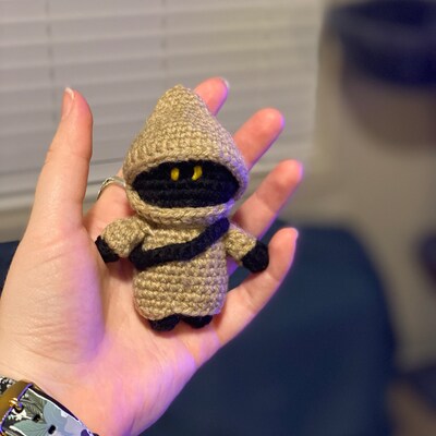 Tiny Jawa Amigurumi Pattern. Desert Scavenger Crochet Pattern. Jawa ...
