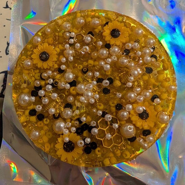 REUSABLE Crystal Themed Picky Pad! Use 30+ Times Fidget Toy, Skin ...