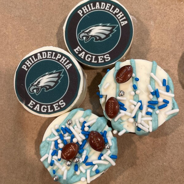 Philadelphia Eagles NFL Edible Football Confetti Sprinkles Cake Donuts ...