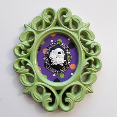 Small Oval Picture Frames, PLASTIC, Multiple Colors, Colorful Frames ...