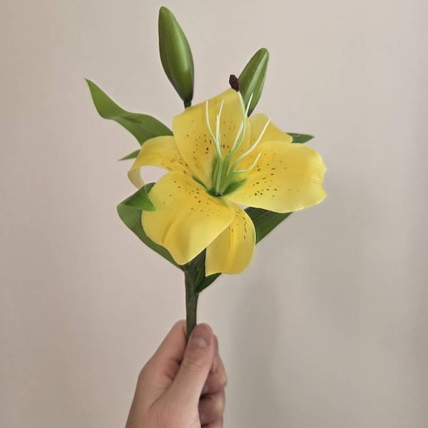 Floral Greenery - Filler Stems for Bouquets - Do It Yourself Bridal ...