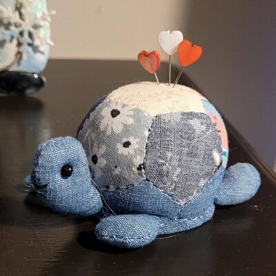 Turtle Pincushion PDF Sewing Pattern and Tutorial Scrap Buster Project ...