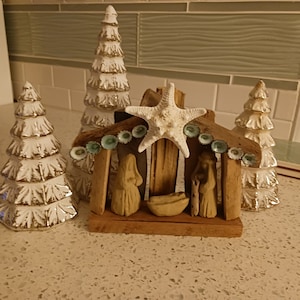 Driftwood Nativity Bestseller, Starfish Creche Nativity, Driftwood ...