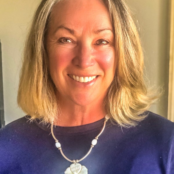 Beltless Belt, Finally an Answer for Fitted Tops Over Pants. NO MORE ...