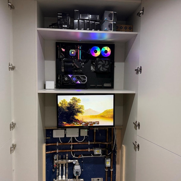 Wall Computer, Computer Wall Mount, Space Case, Open Case, Full ATX ...