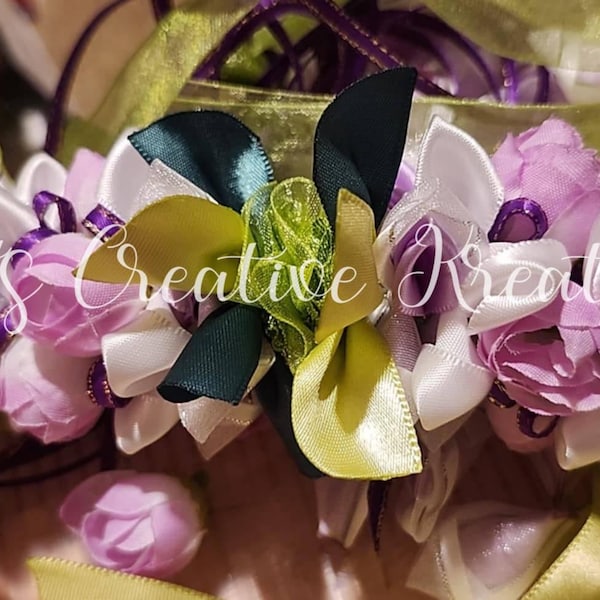 Beautiful Late Summer Blossoms Flower Ribbon Lei for Graduation or ...