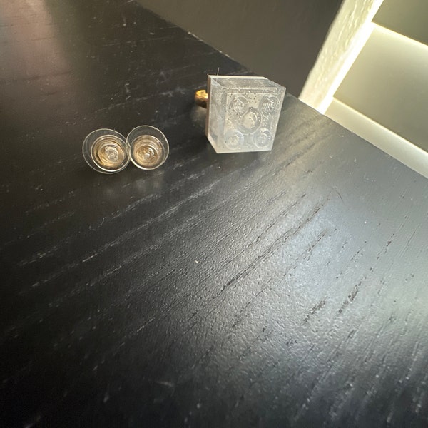 Dark Blue LEGO® Brick 2x2 With a ‘diamond’ Color SWAROVSKI® Crystal on ...