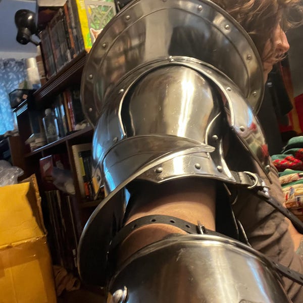 HANDMADE Single Full Arm Set With Gauntlets and Pauldrons Costume - Etsy