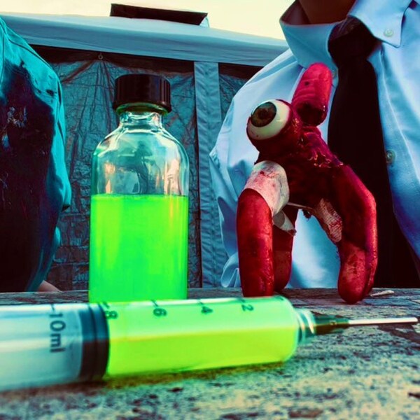 Re-animator Reagent Prop Replica - Etsy