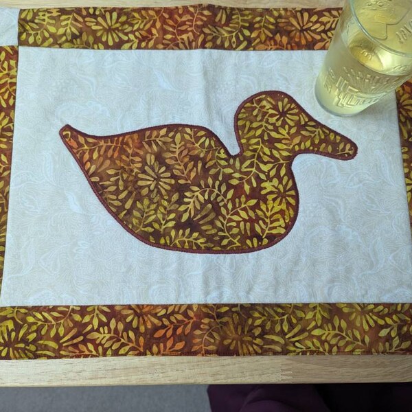 Floral Table Toppers, Round Table Topper, Round Table Runner, Quilted Table Topper, Cotton Table ...