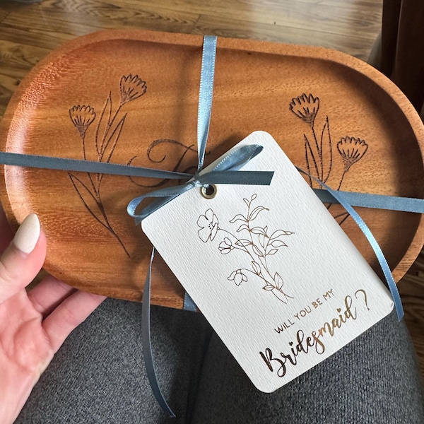 Personalized Engraved Wooden Tray, Custom Name Oval Wooden Jewelry Tray ...