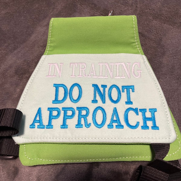 Vest (adjustable Size), "in Training Do Not Approach", Light Weight Sd ...