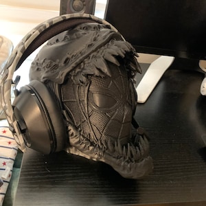 Spiderman Venom Headphone Stand Perfect Gamer Gift Headset Stand ...