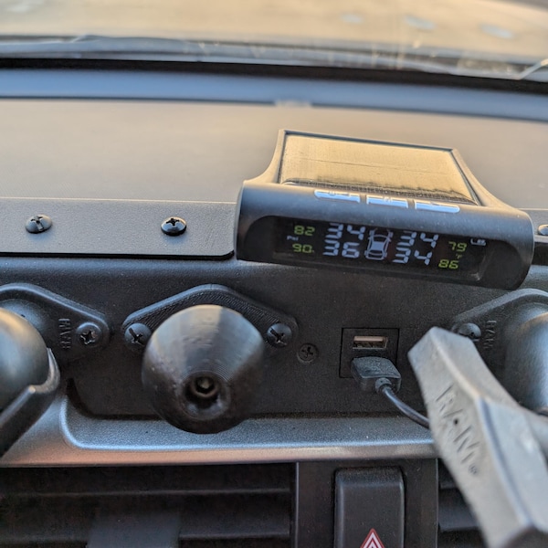 Mercedes Sprinter Dash Cubby Ram Single Ball Mount/adapter With USB ...