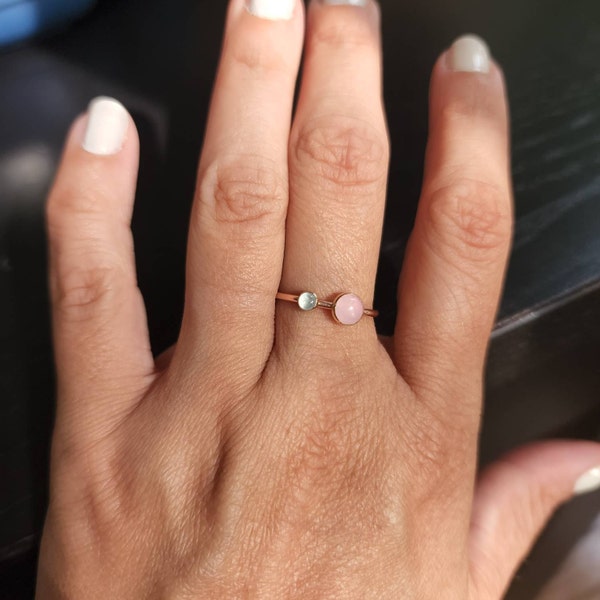 Rose Quartz Rainbow Moonstone Ring in Rose Gold - Etsy