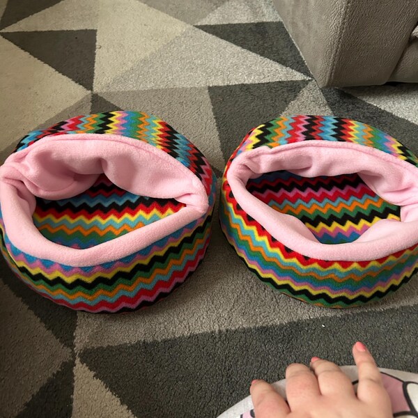 LARGE Piggie Pod Guinea Pig Bed| CUSTOM ORDER - Etsy UK