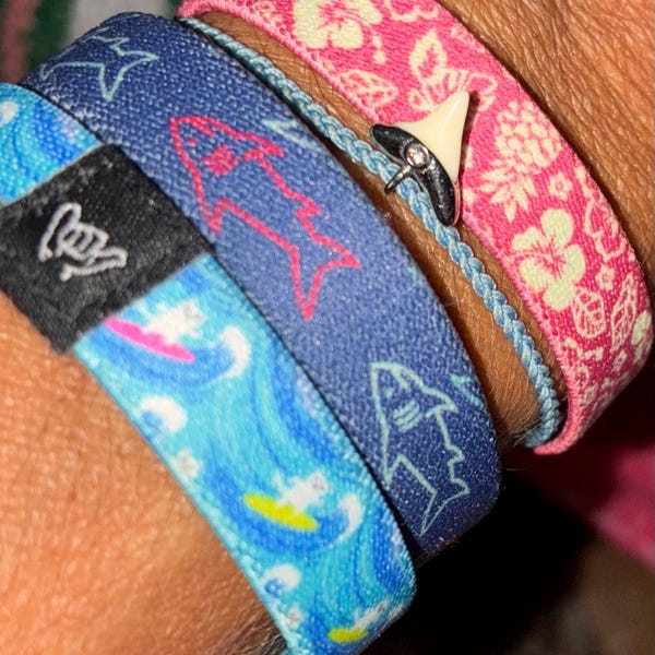 Western Bulls Hang Loose Bracelet - Etsy