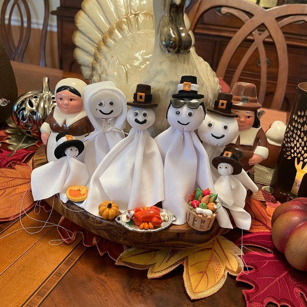 Mini Pilgrim Bonnet - Etsy
