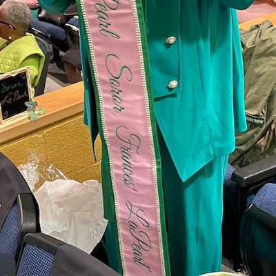 Custom Embroidered Sash/ Monotype Corsiva Font - Etsy