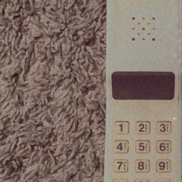 Dynatac 8000x Brick Phone Prop in Beige. the Front is a Label. No ...