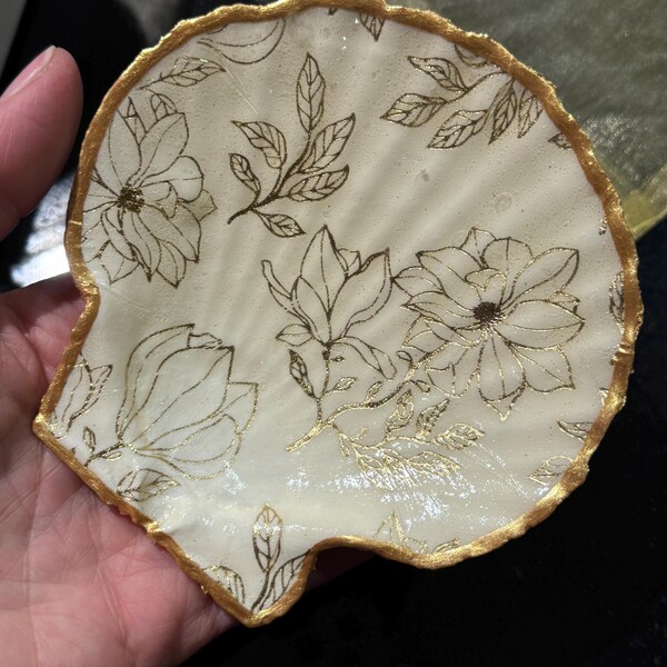 Coquette Bow Scallop Shell Ring Dish Jewelry Holder Bridesmaids Gift ...