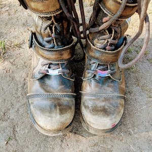 Trans Lace Locks Small Subtle Gay Pride Shoelace Enamel Badge Shoe ...