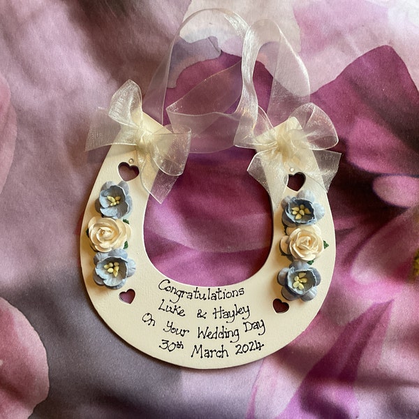 WELSH Sign CARTREF Home Decor Welsh Language Gifts Cwtch Croeseo Teulu ...