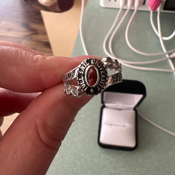 Customized Sterling Silver or 10kt Ladies High School and College Class ...