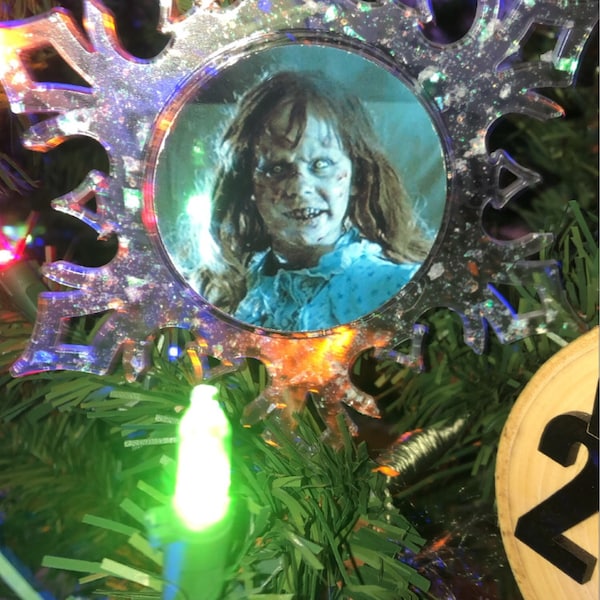 Horror Christmas Snowflake Ornament-the Exorcist-regan-possessed-gift ...