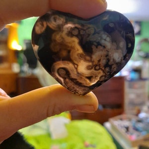LARGE Highly UV Reactive Volcano Agate Skull Agate Skull. Volcano Agate ...
