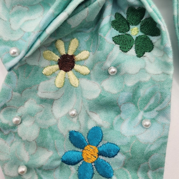 16 Individual Mini Flower Machine Embroidery Designs, 10 Sizes, Mini ...