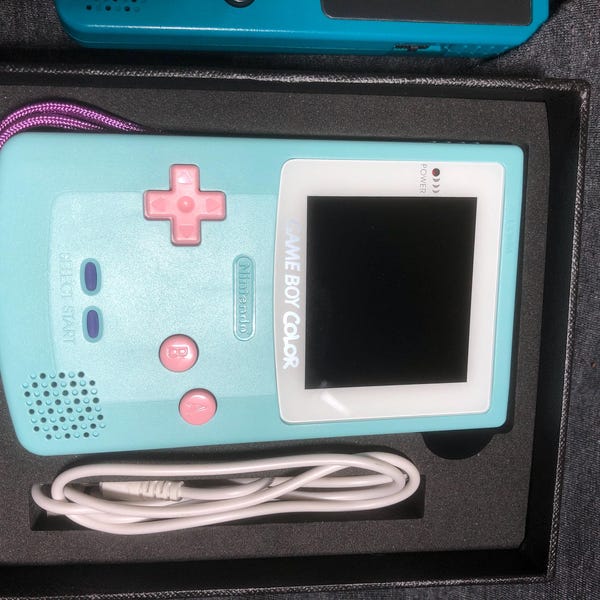 Baby Blue Game Boy Color: Laminated IPS Display & Pastel Pink Buttons ...
