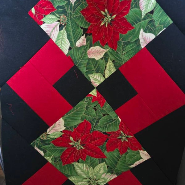 SIMPLY A PLEASURE Table Runner & Placemats Pattern - Tiger Lily Press ...