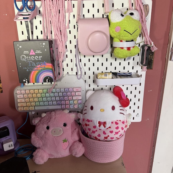 Creepy Hands Halloween Scary Decor | Hands Coming Out of the Wall ...