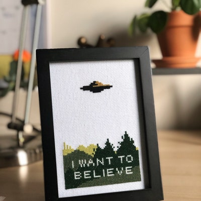 Babel Fish Cross Stitch Pattern Hitchhiker's Guide to the Galaxy - Etsy