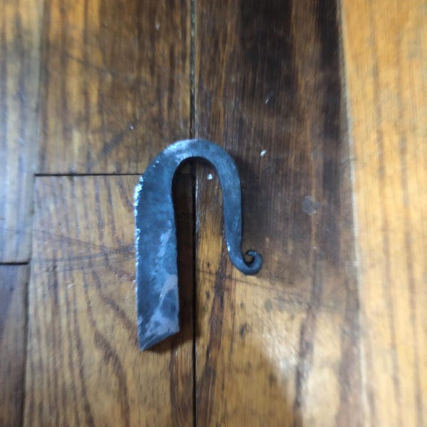 Hand Forged Colonial Style Flint Striker, Fire Starter, Flint and Steel ...