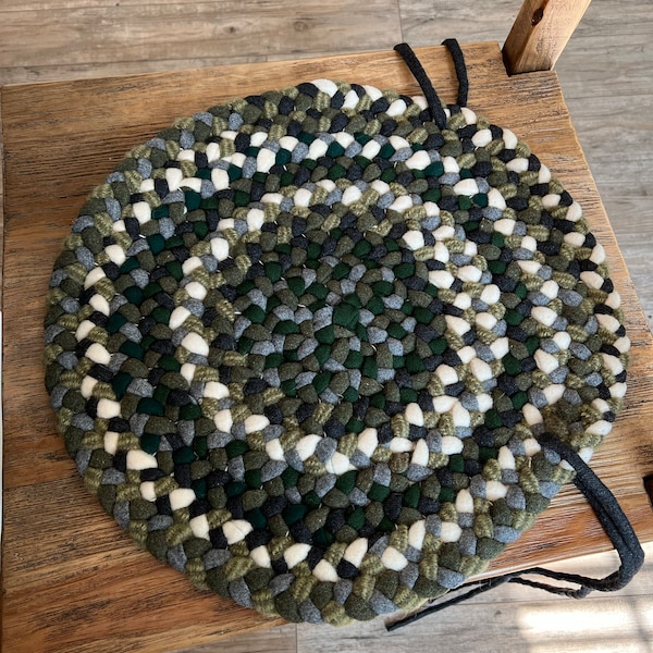 Custom Order Hit or Miss Pattern Oval Braided Wool Rug - Etsy