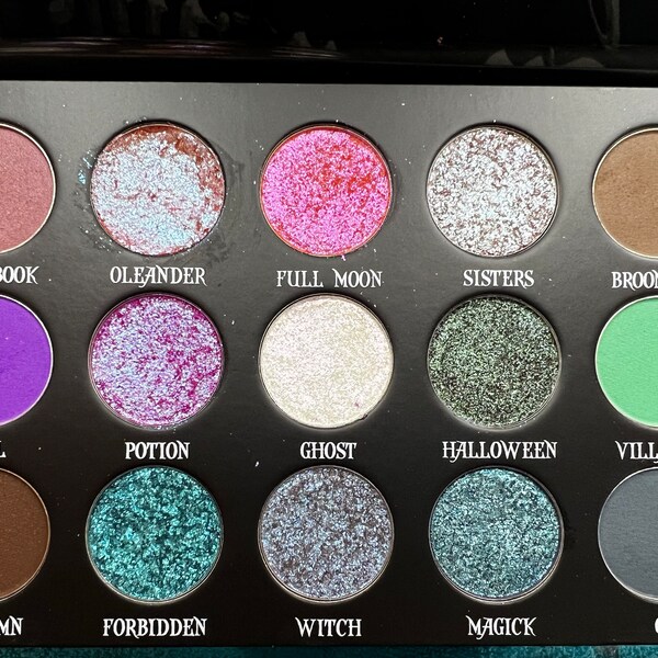Witchcraft Eyeshadow Palette by Spellbound Beauty - Etsy